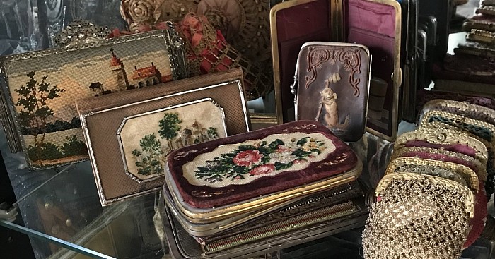 Examples of Georgian era purse, Examples of Regency Era Purse