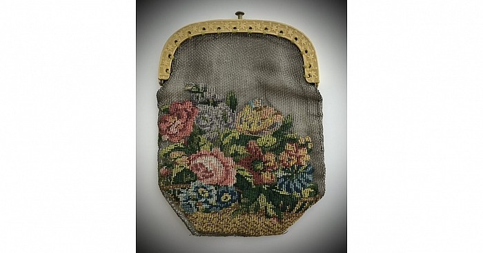 RARE WIRE MESH PURSE